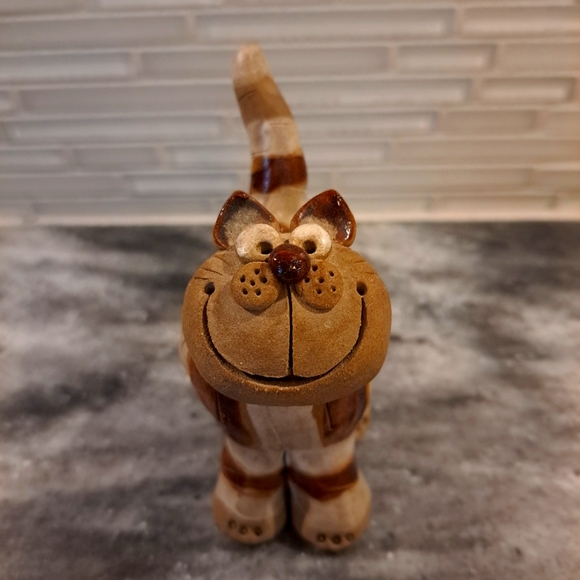 Art | Nancy Eckland Clay Striped Kitty Cat Figurine Happy Smiling ...